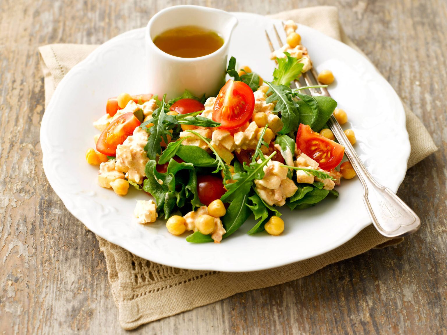 Raejuusto-tomaattisalaatti - Valio