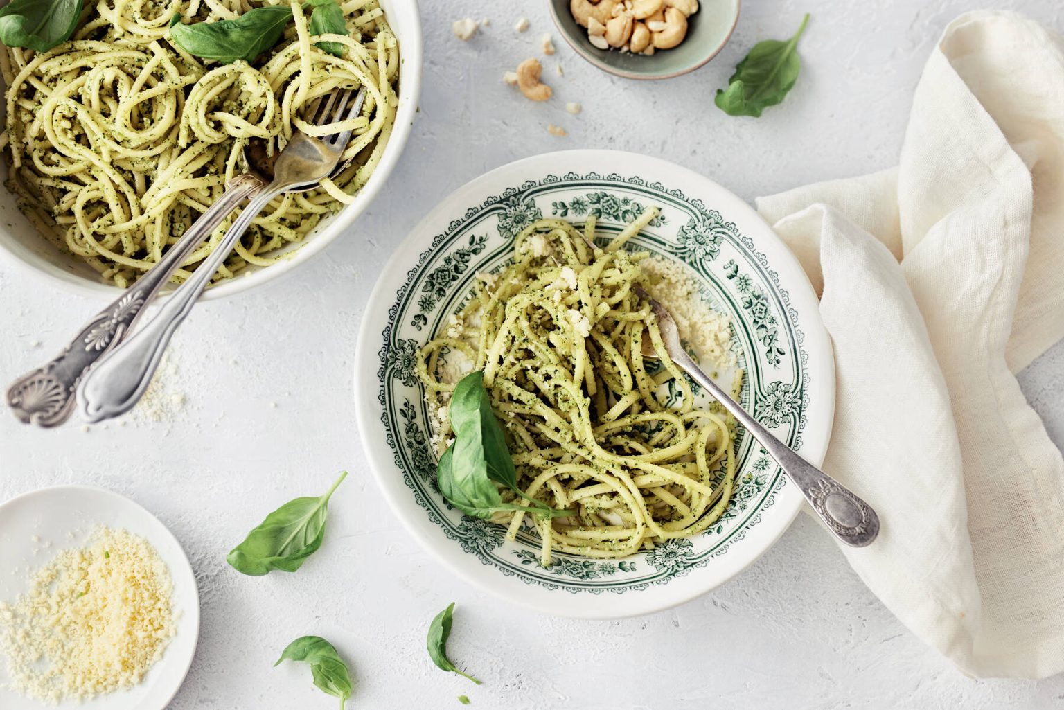 Pasta carbonara eli italialainen pekonipasta - Valio