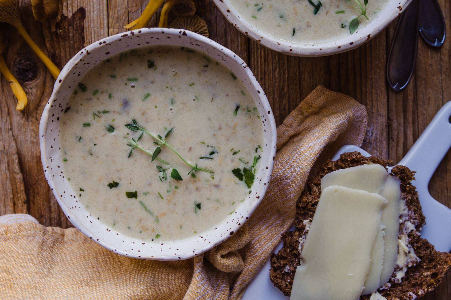 Satokausikalenterin helppo sienikeitto - Valio