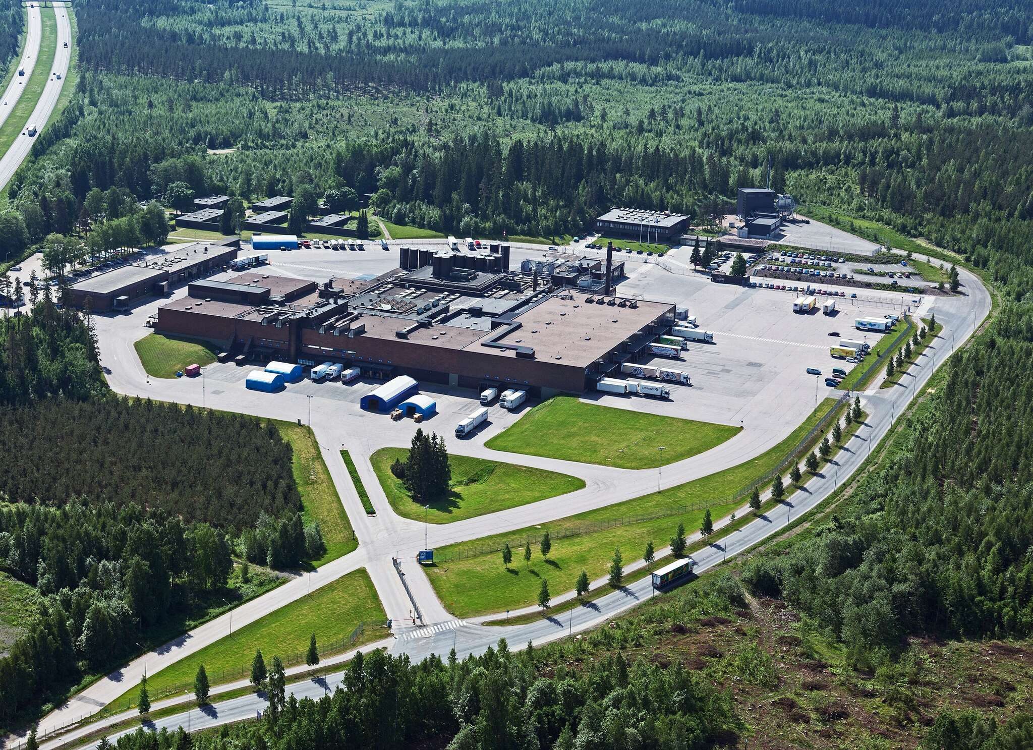 Valion tehtaalla Riihimäellä tulipalo – ei henkilövahinkoja - Valio